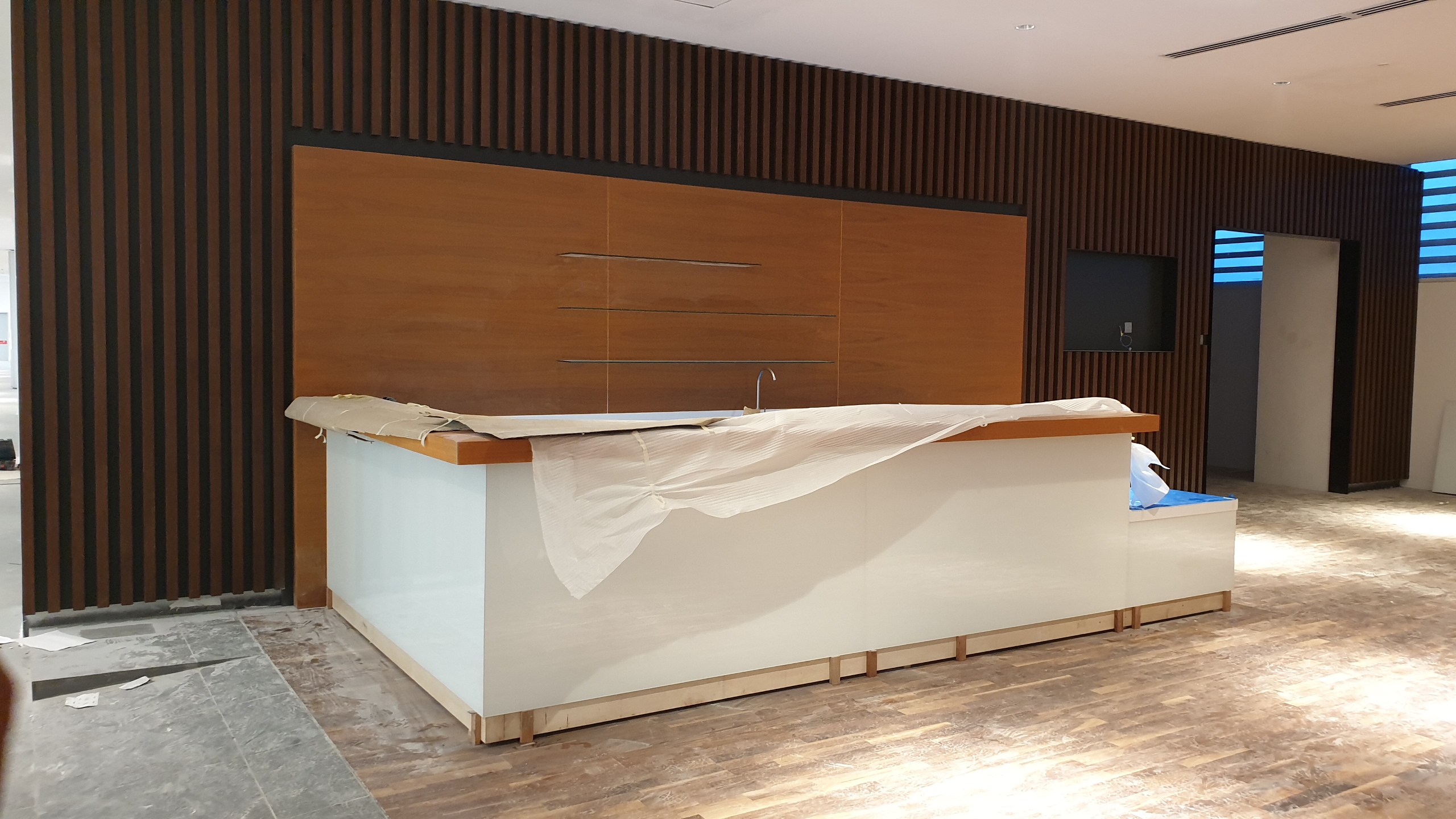 BMW Reception Counter - Fa Glasses Sdn Bhd